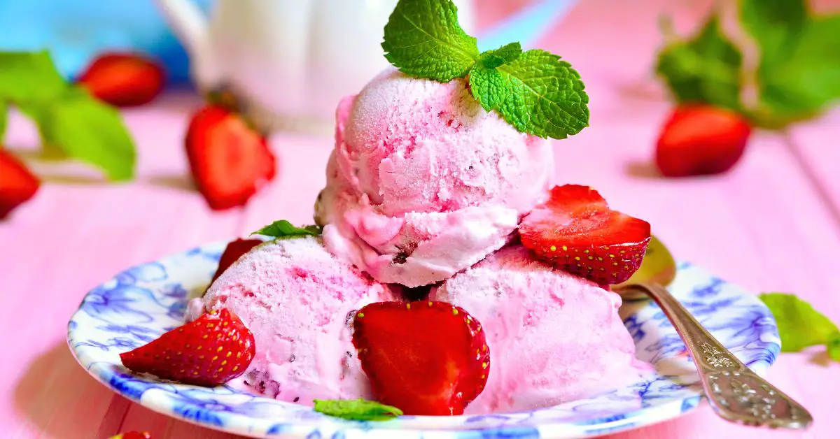 Helado de frutilla en licuadora ¡Receta para hacer el fin de semana!